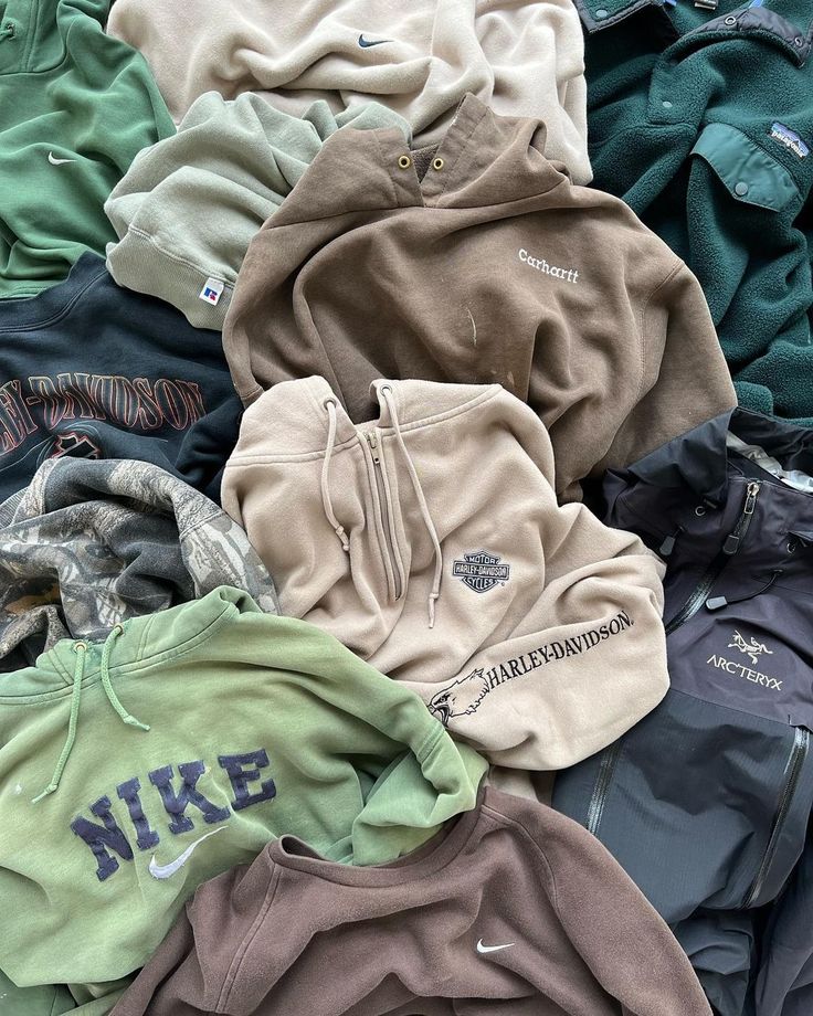 Hoodies & Crews – Rollos'